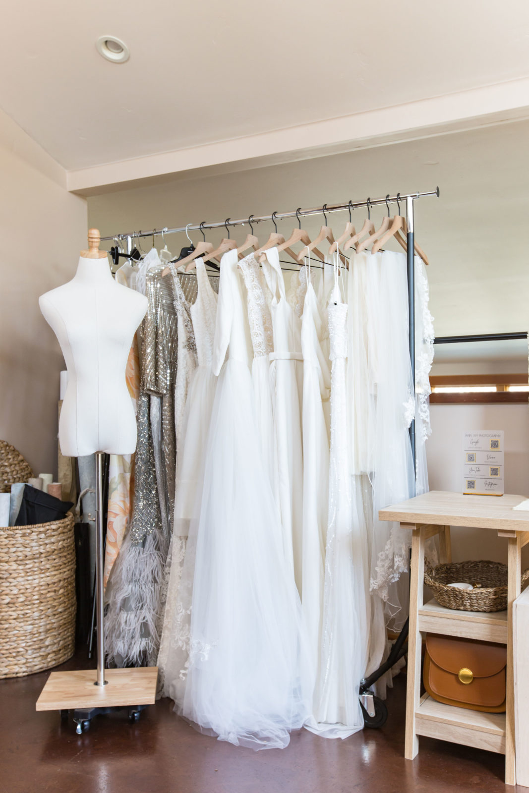 Inside Iann Ivy Photography’s Natural Light Filled Photo Studio | www ...